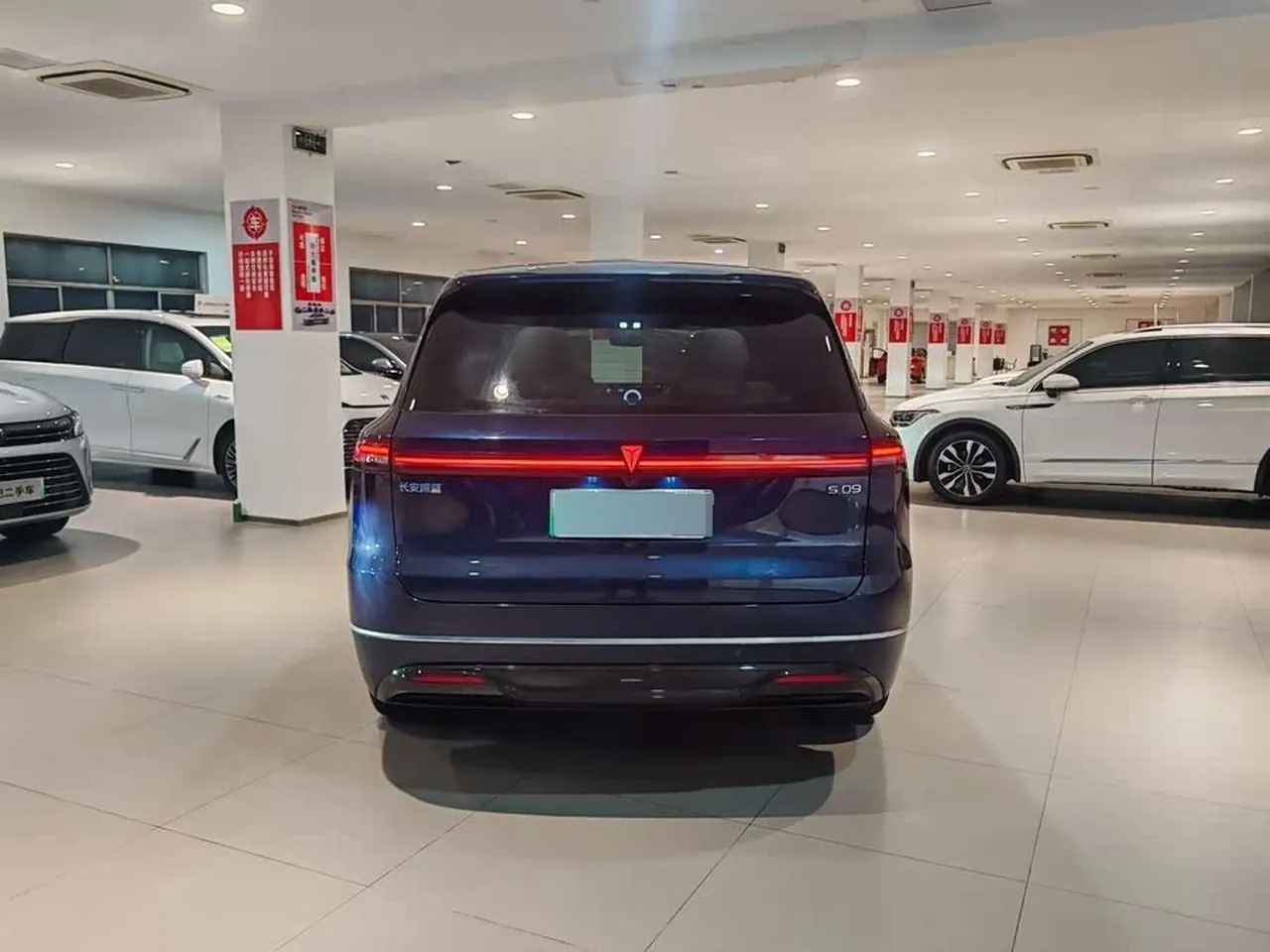 Deepal S09 2025 AWDUltra+ HauteEdition – | China used-car exporting